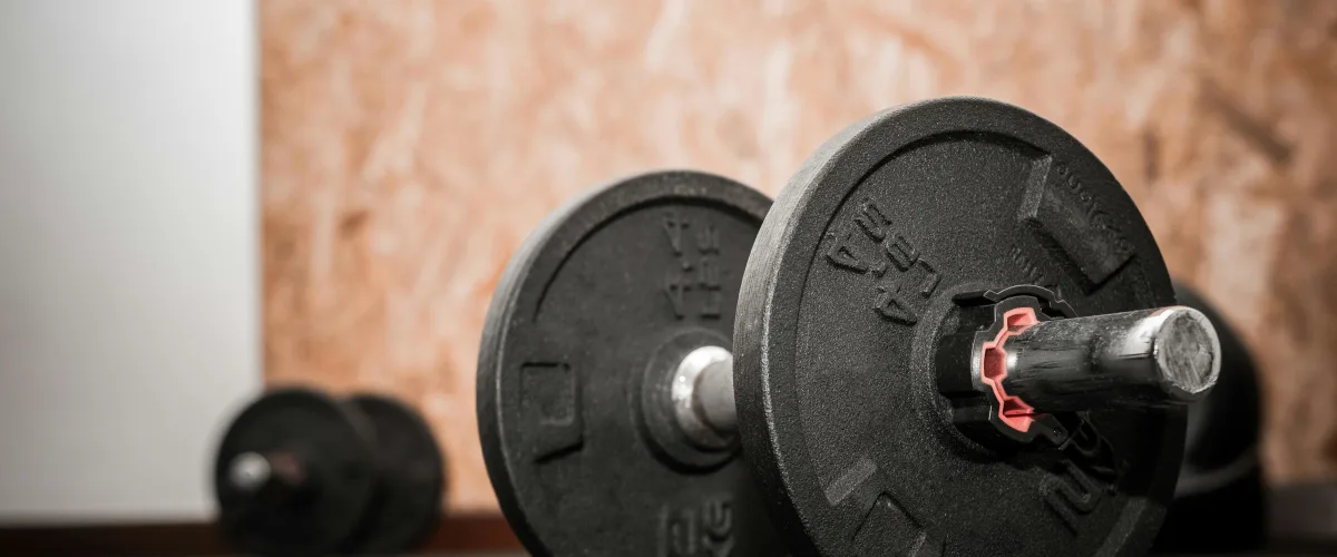 4 Powerful Dumbbell Strength Workouts for Reducing Stress - Muse Symphony