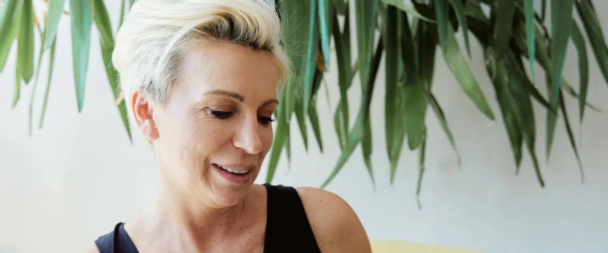 5 Energizing Simple Home Workouts for Women to Boost Fitness - Muse ...